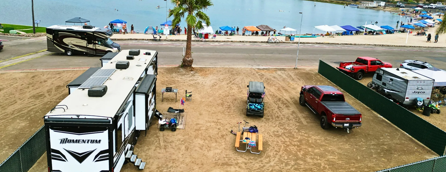 Beachfront Campground with Golf Course and Bay Views - Relax And Play